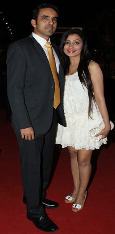 Pallavi Purohit Kimdir